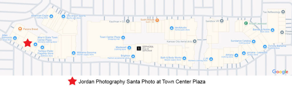 Jordan Photography | Town Center Plaza Photos with Santa Location